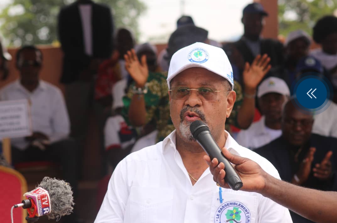 Politique : Guy Bertrand Mapangou décline la vision politique de sa ...